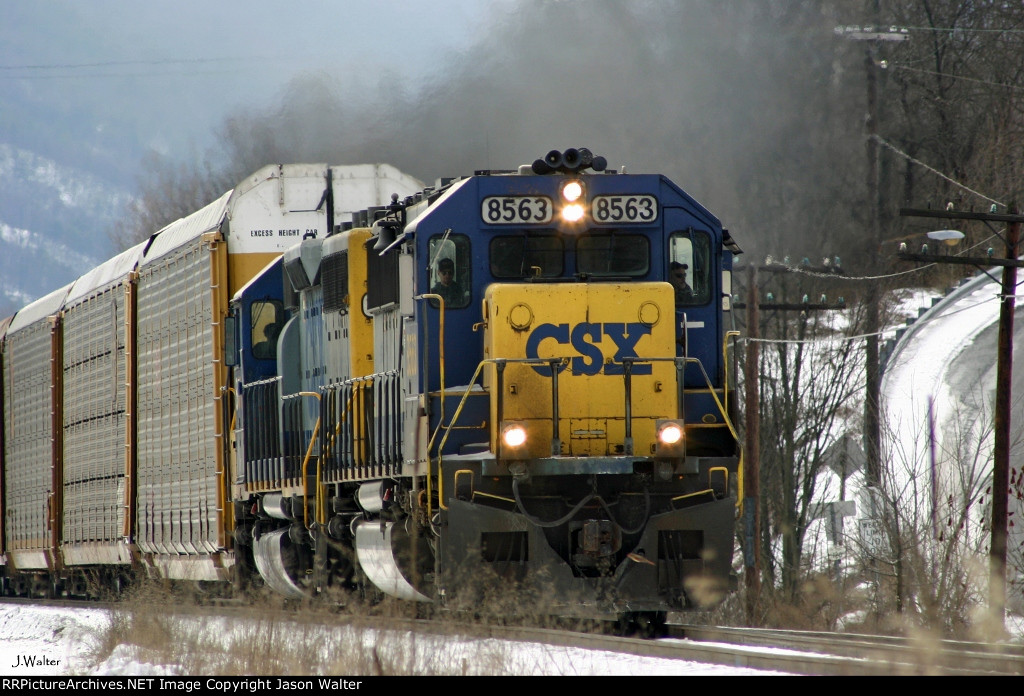 CSX 8563